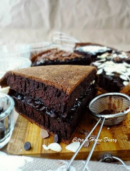 Citra's Home Diary: Martabak Manis Brownis (Indonesian style thick ...