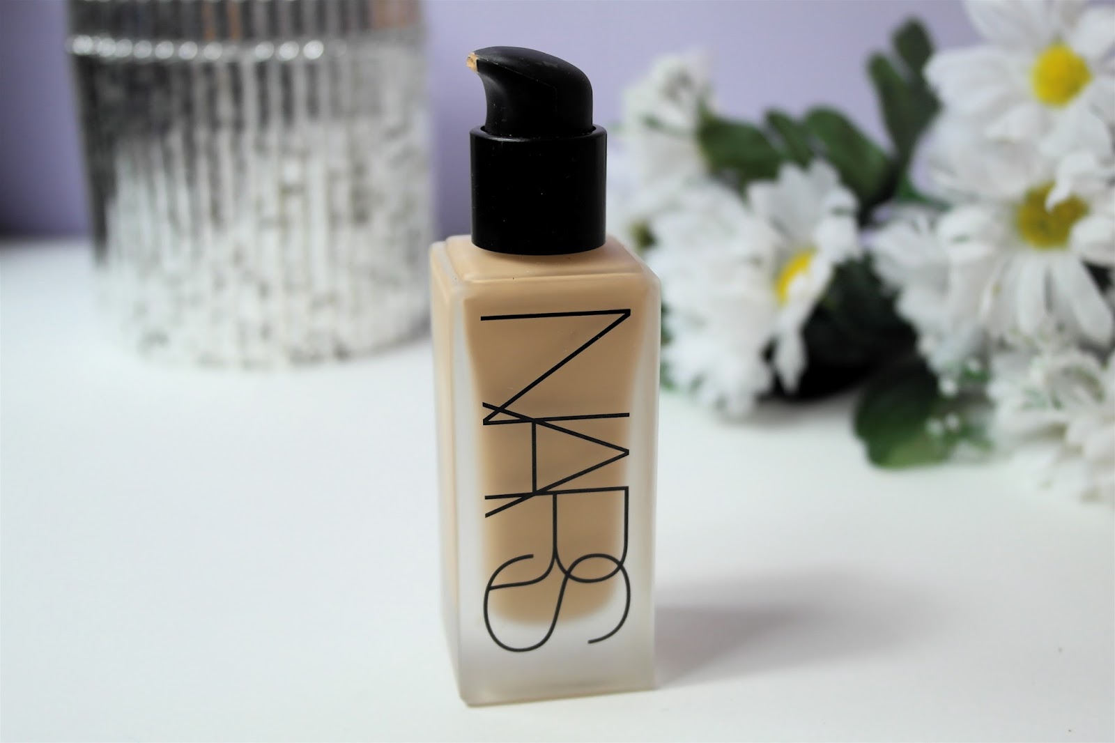 Zoe Georgina: Nars All Day Luminous Weightless Foundation, better than ...