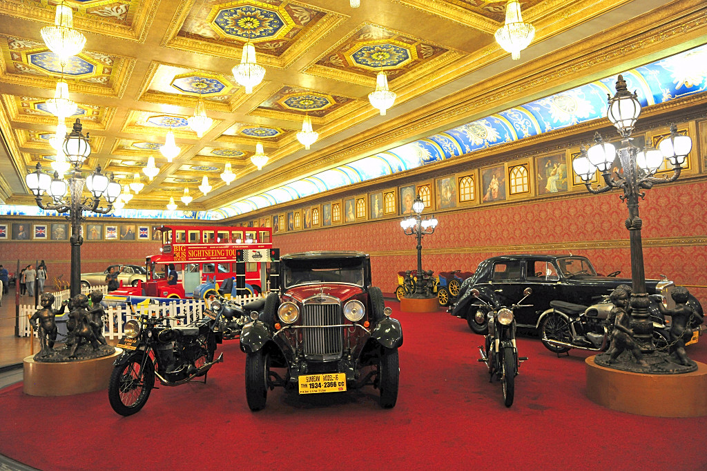 The Life Journey in Photography: Museum Angkut aka Transportation ...