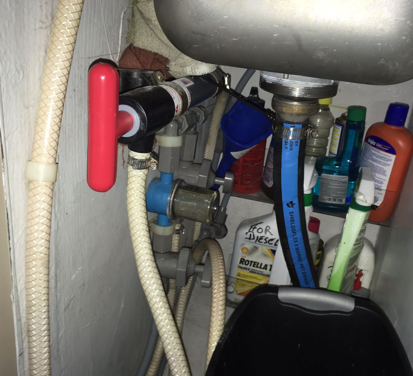 C&C 33 mark ii Windstar: How to drain the ice box?