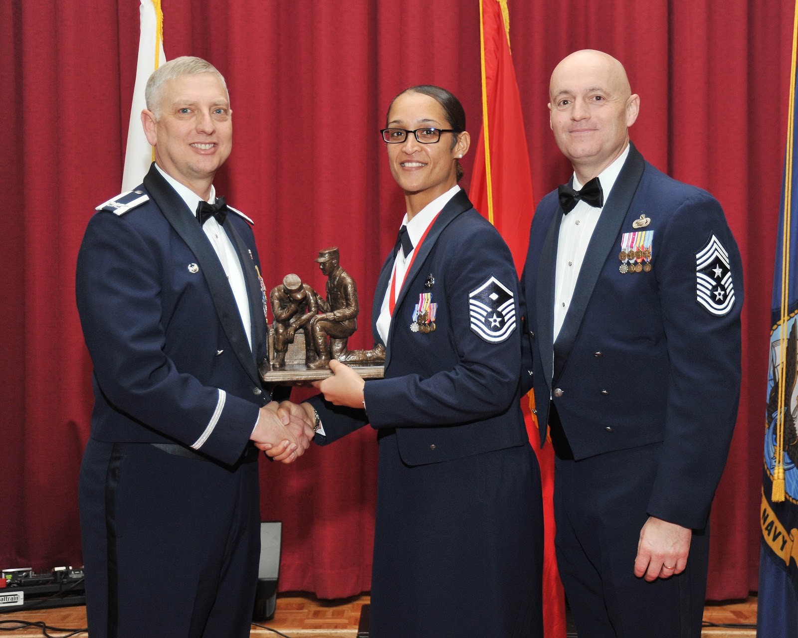 Challenge coin design: First Sergeant Statue - "I am a First Sergeant"