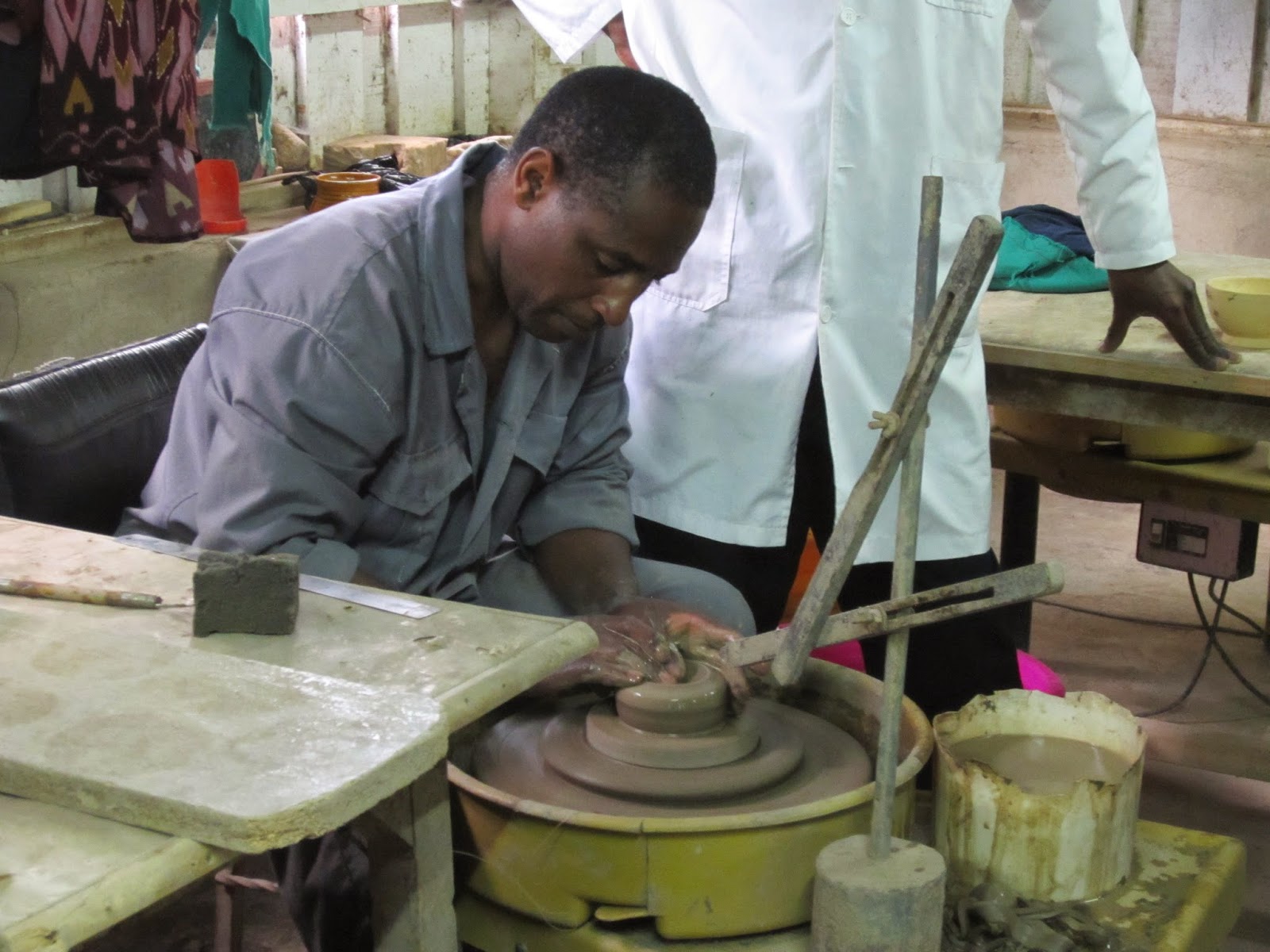 Souvenir Chronicles: AFRICA: KAZURI BEAD FACTORY AND CARNIVORE ...