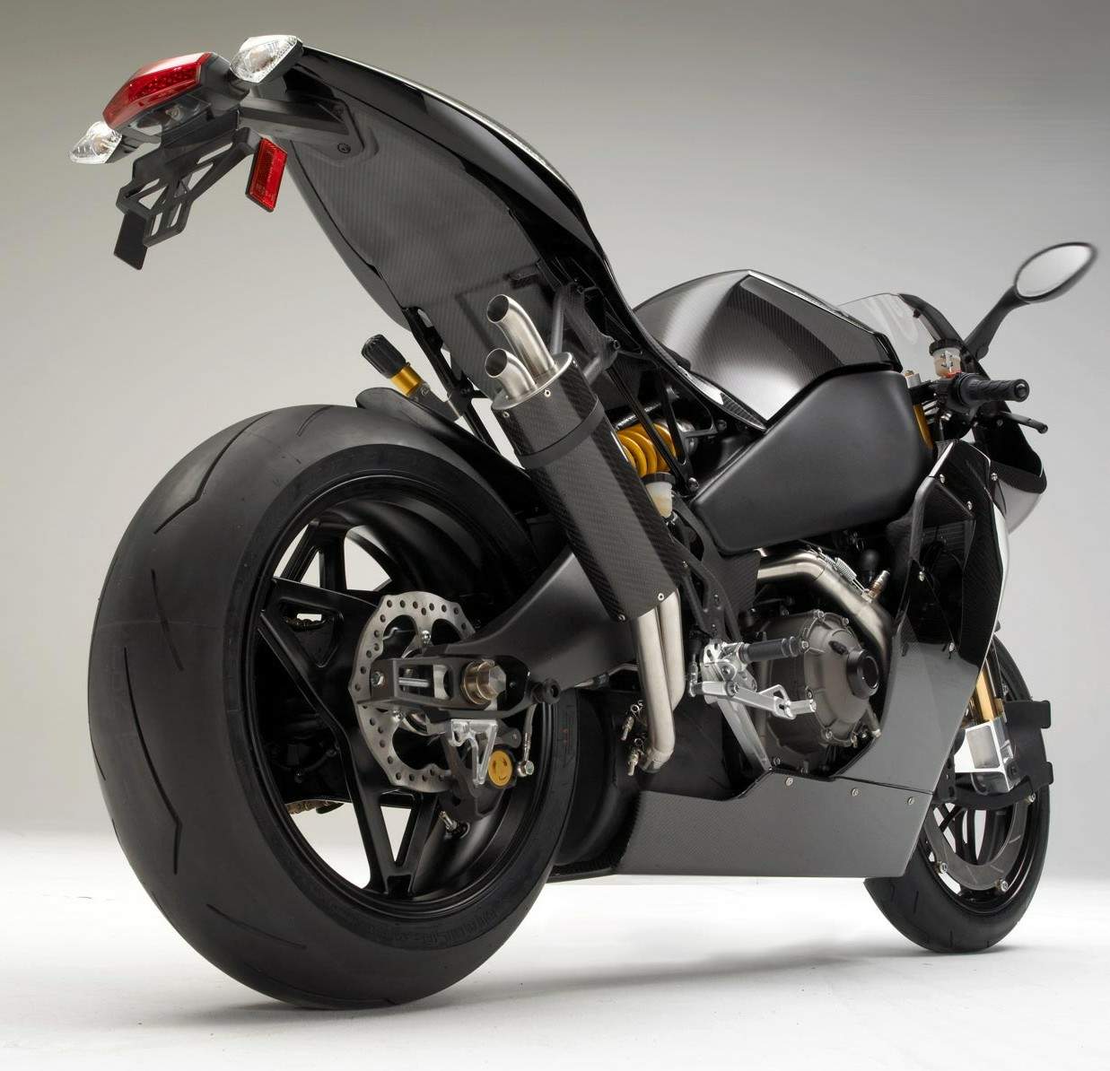 Racing Cafè: Erik Buell Racing 1190 RS 2011