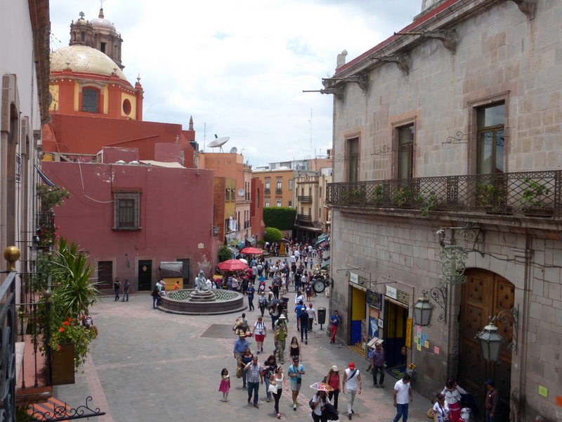 QUERETARO: UN CENTRO COLONIAL MONUMENTAL Y PUEBLOS MAGICOS CERCANOS.