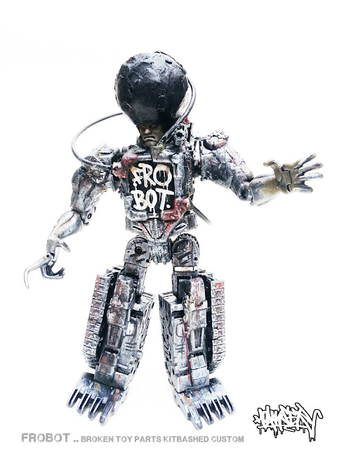 hoakser's blog: FROBOT kitbashed custom figure recycled parts mashup
