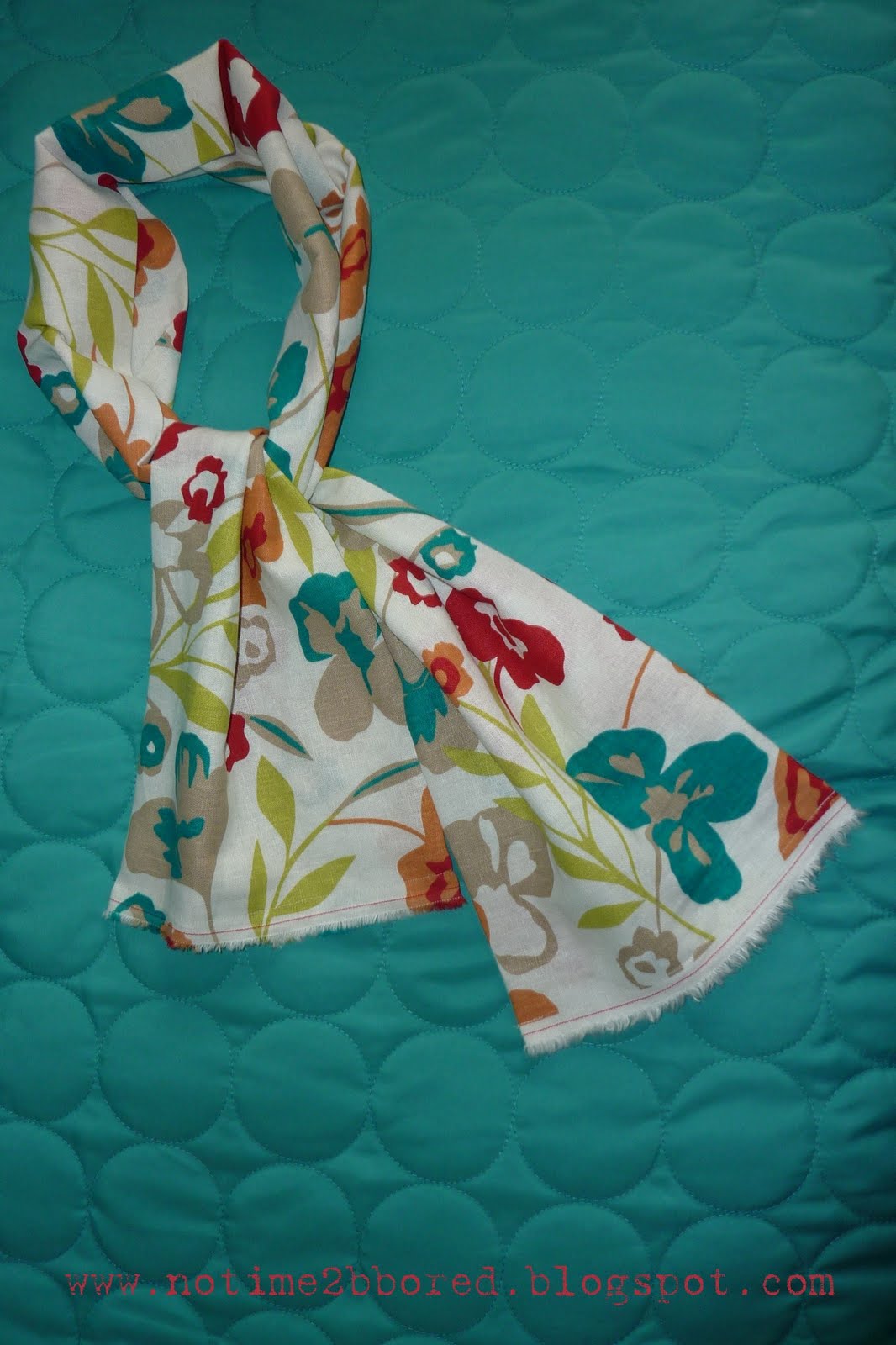 No time to be bored: Simple Scarf Tutorial