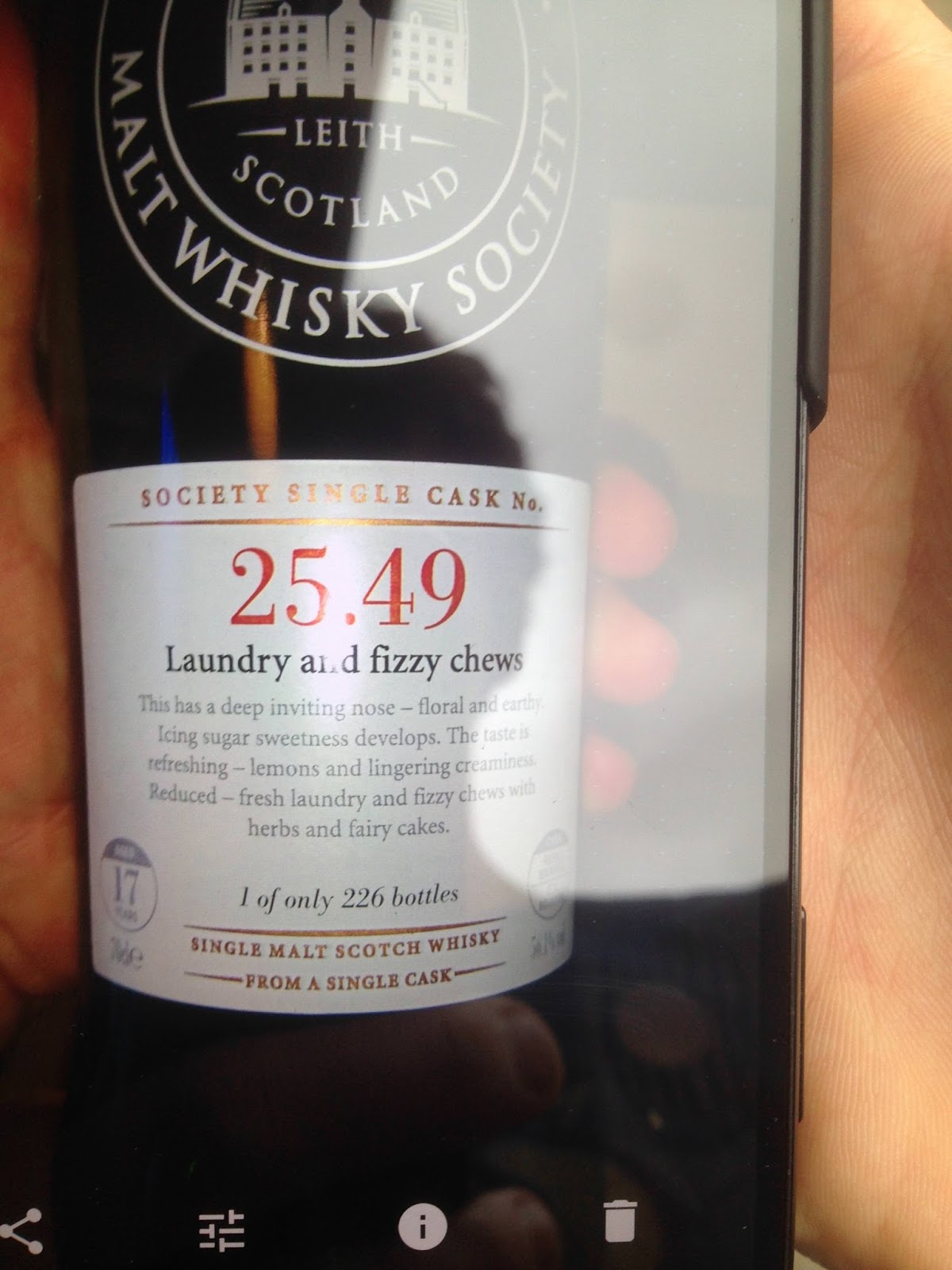 Dave's Whisky Reviews: Rosebank 17 SMWS 25.49 Review [London has Fallen]
