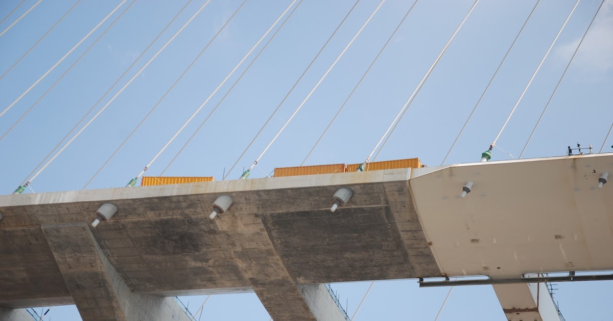 Bridge of the Week: Cable-Stayed Bridges - Stonecutters Bridge (7)