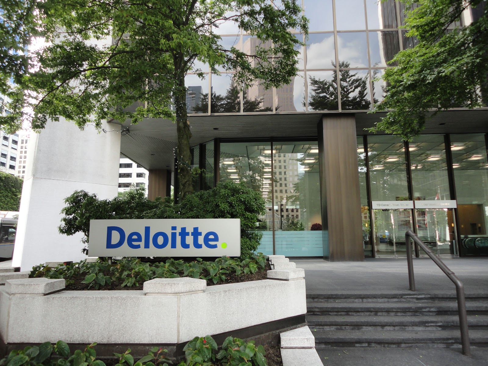 Take A Step Ahead: Deloitte Vancouver Office Tour