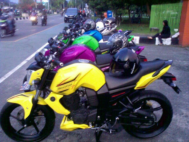 Angon KeBo: byson full color dari Balikpapan... warna warni bro