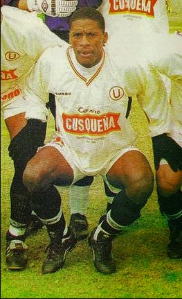 Gambetas sobre el escritorio: El diablo siempre vuelve al infierno