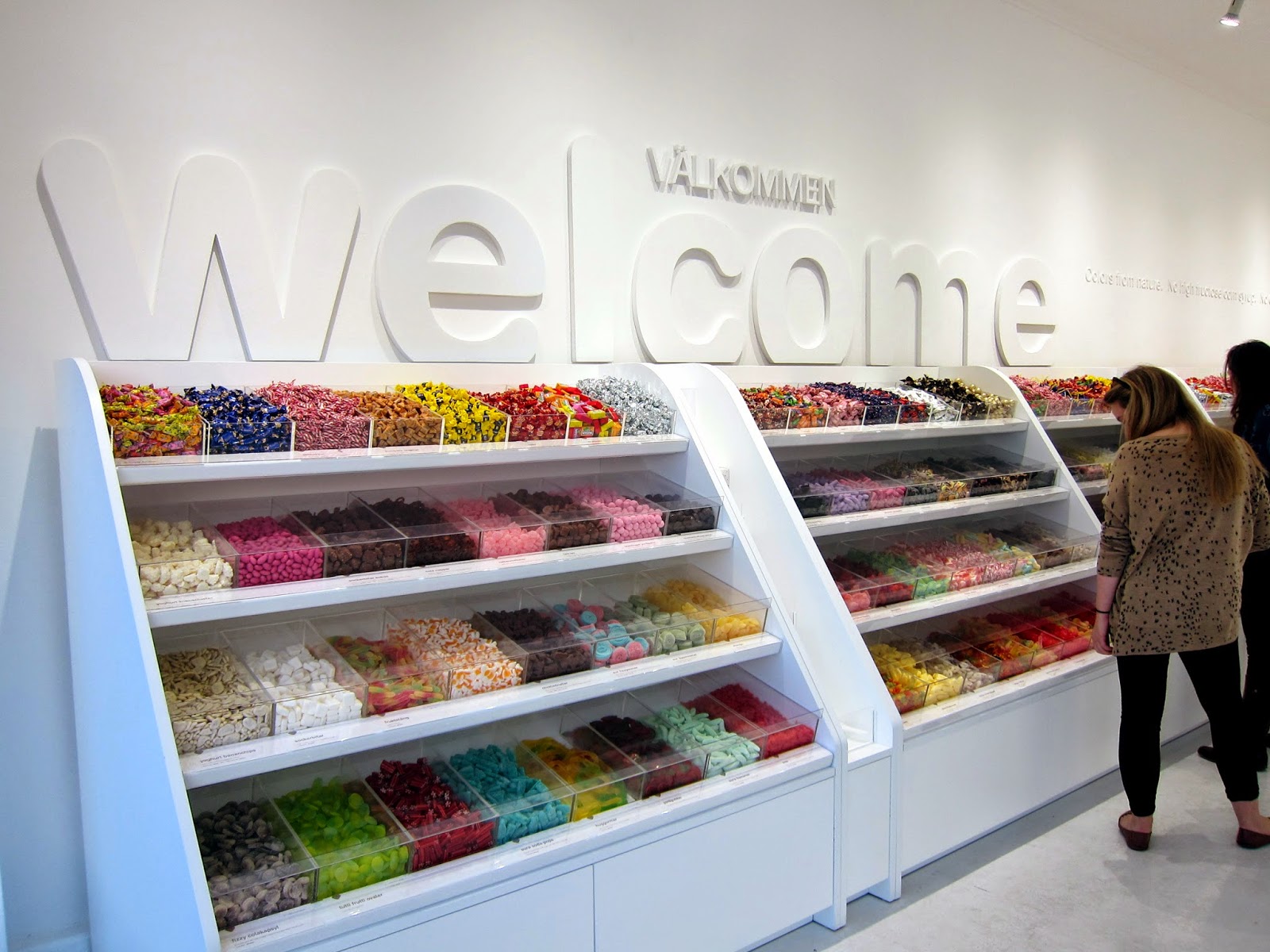 Doah's Hungry: Sockerbit Sweet & Swedish (Candy Shop)