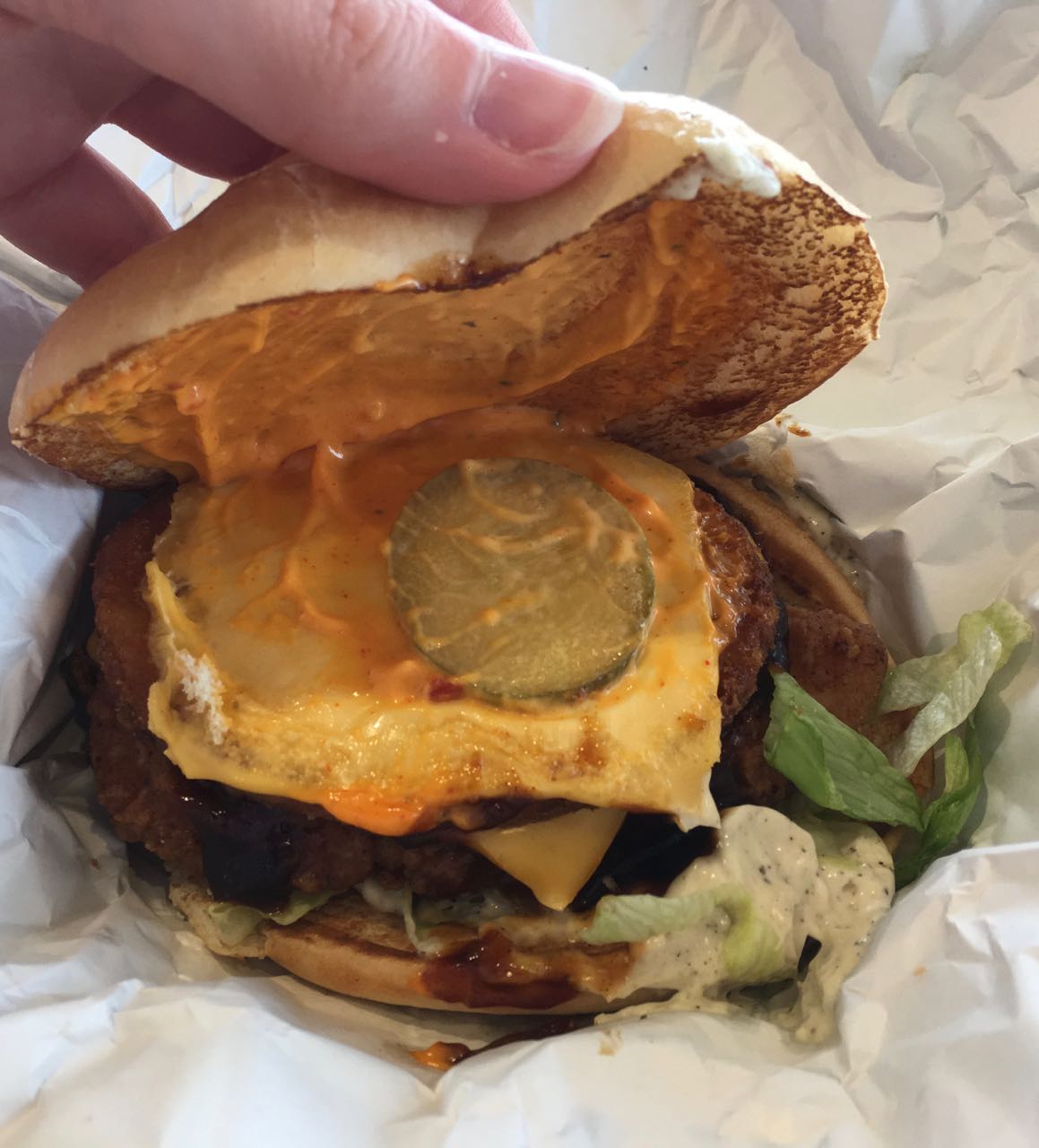 FOODSTUFF FINDS: The Dirty Louisiana Burger (KFC) By @Cinabar