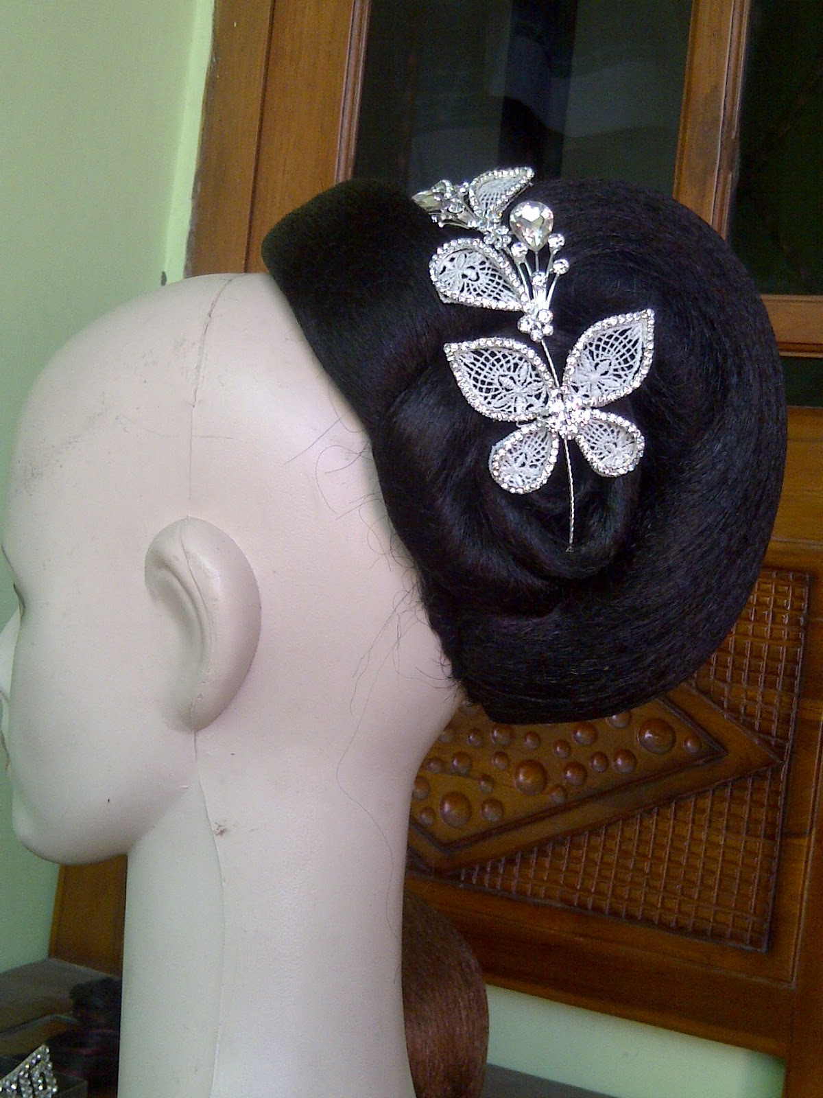 KREASI SANGGUL MODERN: MODEL SANGGUL PENGANTIN