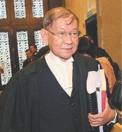 Voice of Reason:::Roger Tan: Raja Aziz Addruse: A gentleman who ...
