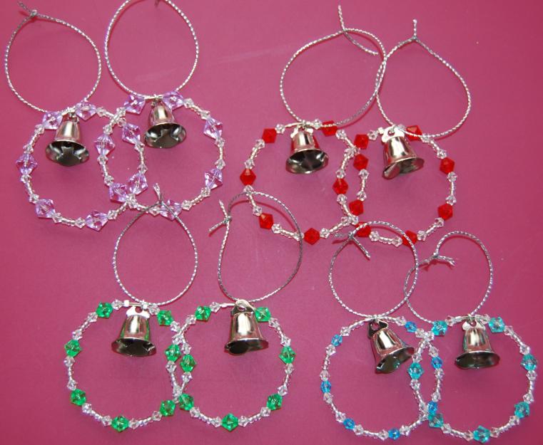 Naturally Me Creations: Beaded Xmas Tree Loops