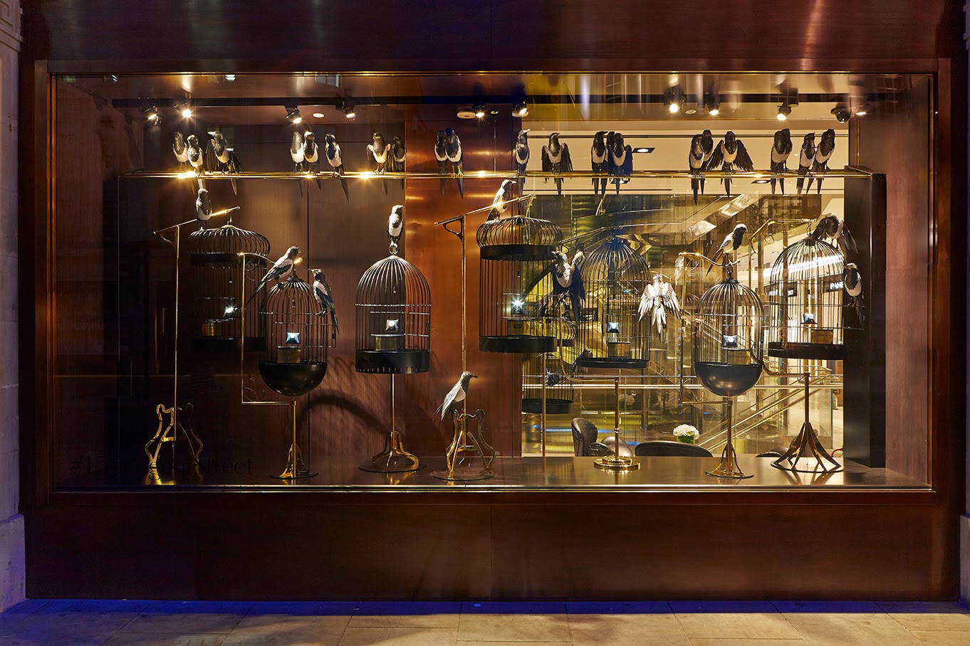 RetailStoreWindows.com: Watches of Switzerland, London