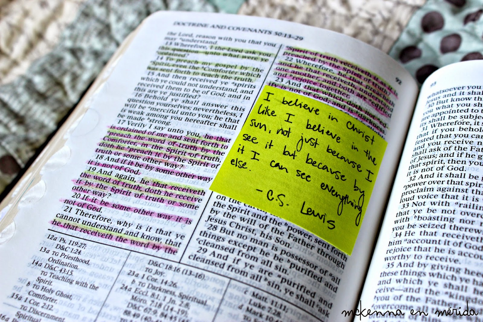 McKenna en Mérida - México Mérida Mission: Scripture Marking