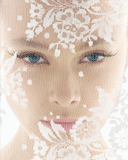 UNconnected-Studio: A Baroque Photo Shoot