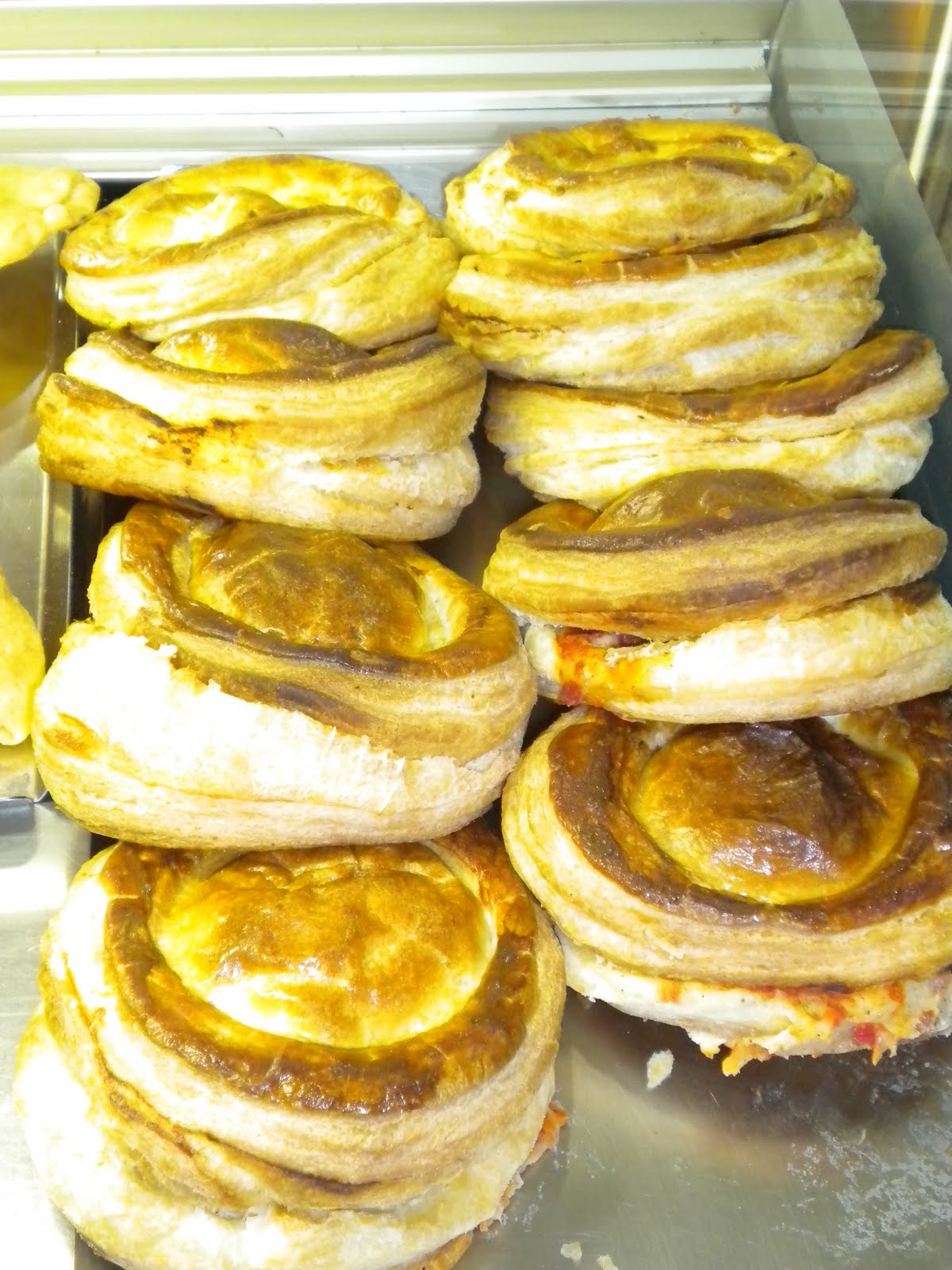 Pasticceria Rosticceria Salentina: Il Rustico Leccese Piu' Buono Di Roma