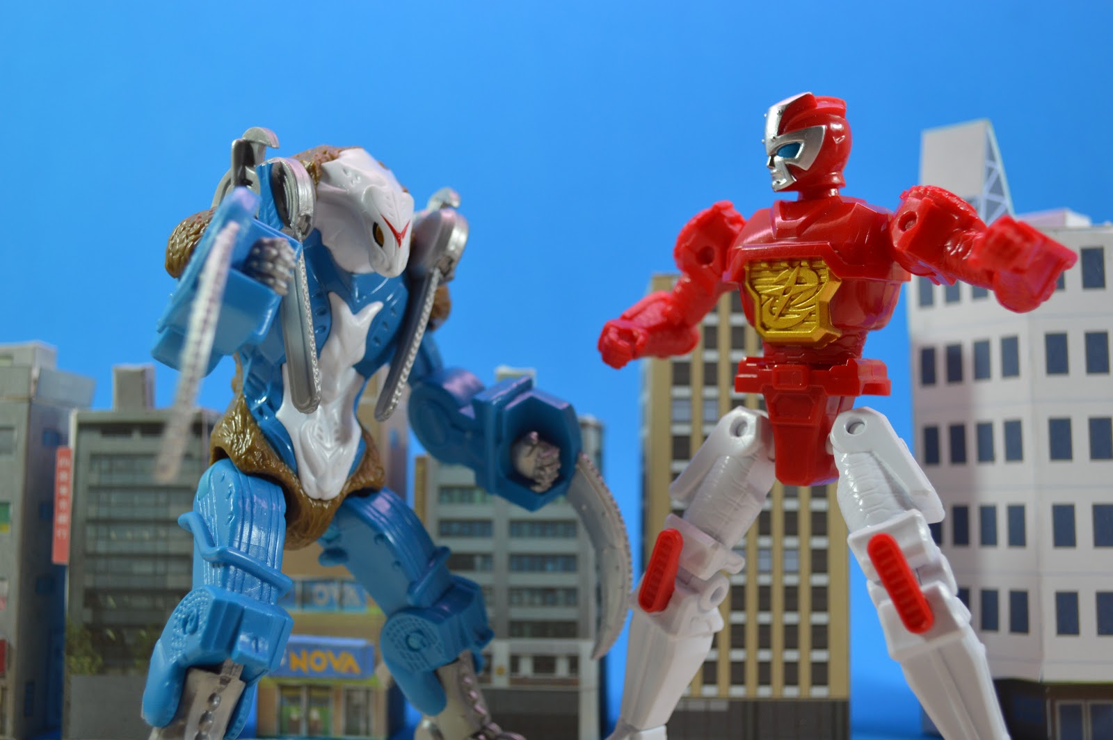 LoveyMush Toy Reviews!: Review: Power Rangers Ninja Steel - Armored ...