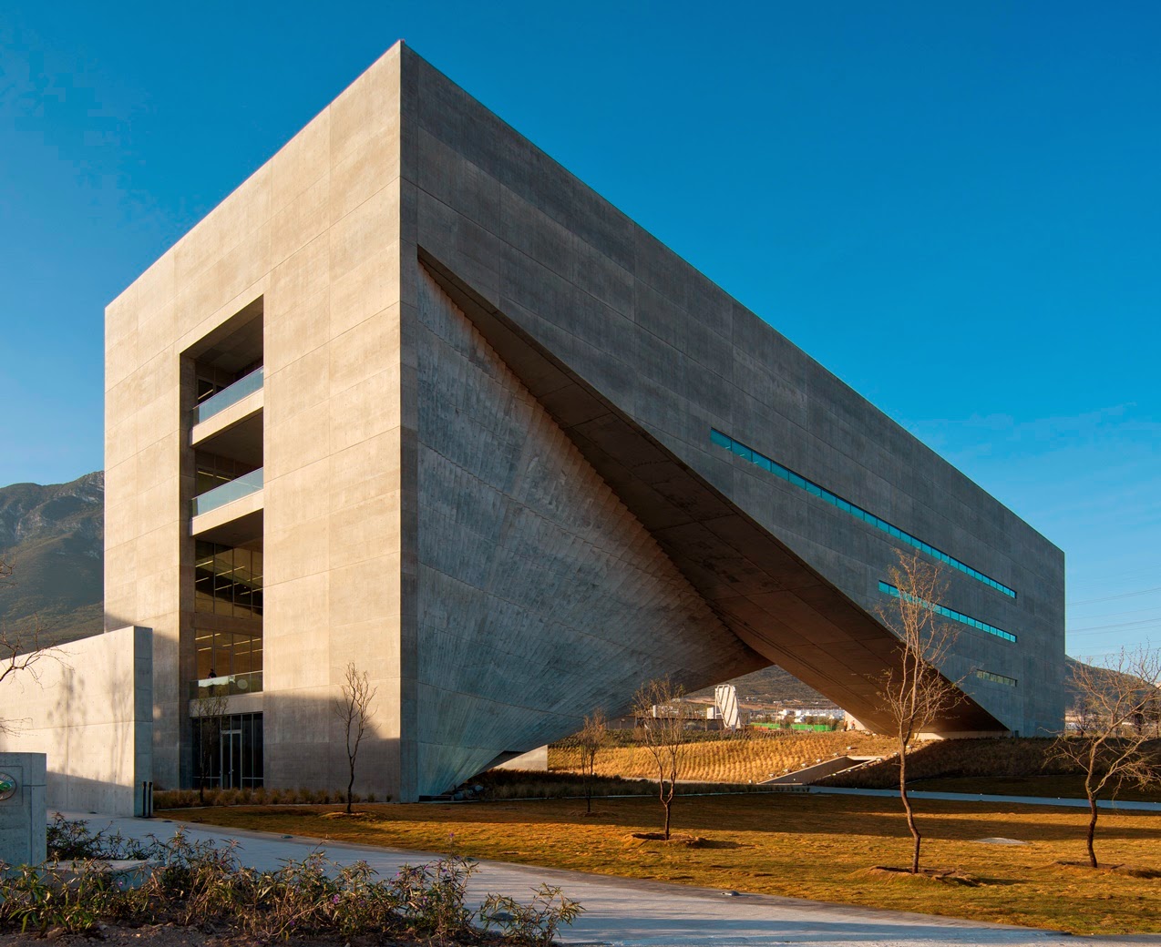 Obtiene el CRGS certificación LEED por sostenibilidad