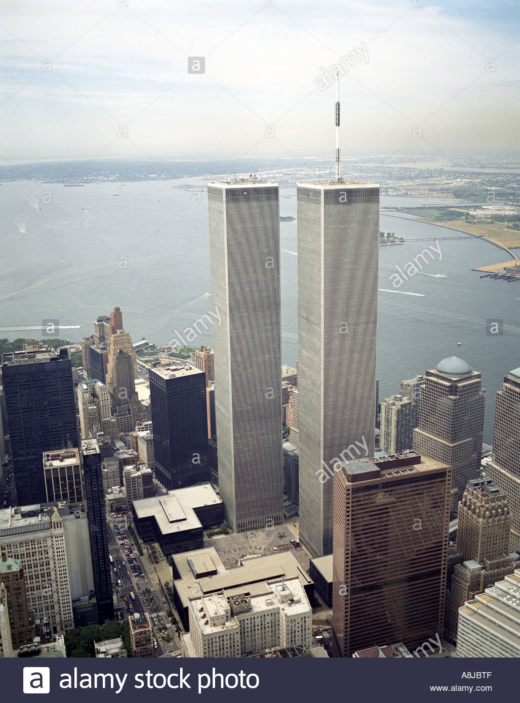 Sora's Pictures of Various Cool Stuff: Twin Towers of the Late World ...