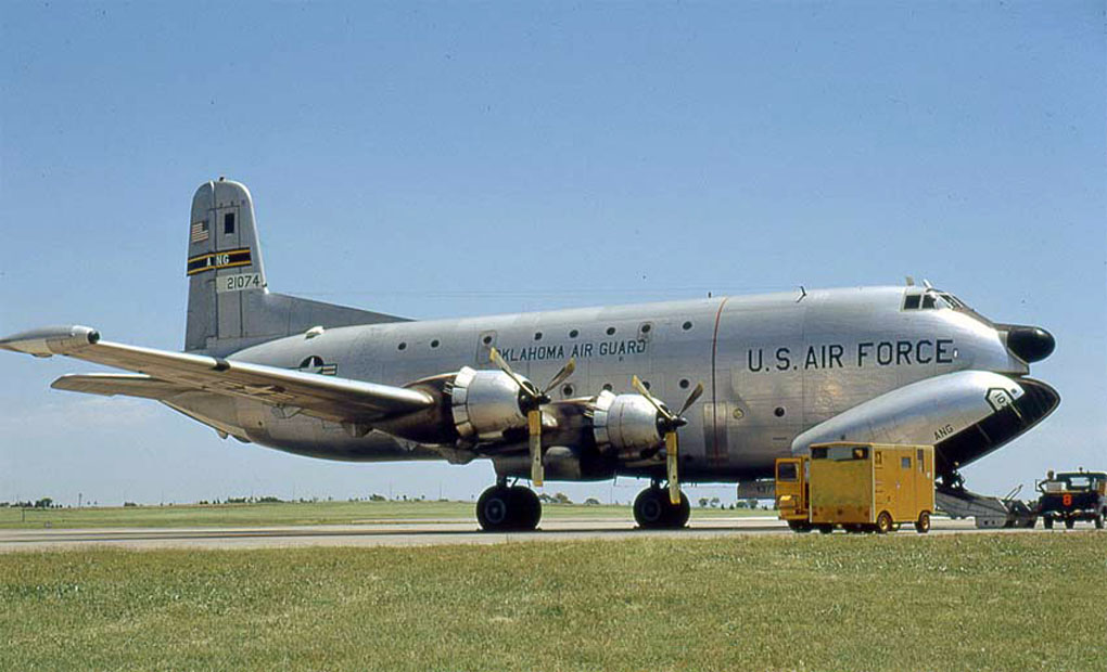 nhungdoicanh: Douglas C-124 Globemaster II / Old Shaky