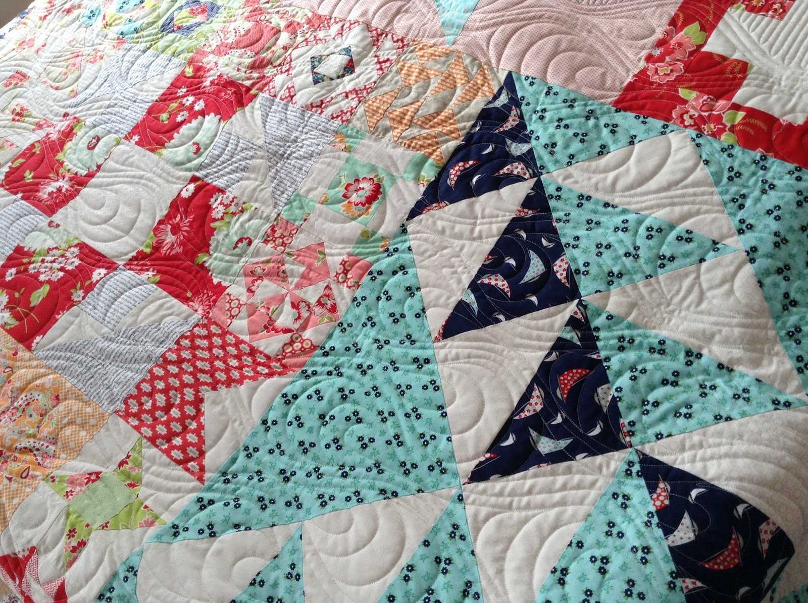 Sew Me: Moda Modern Building Blocks Quilt - finally finished!