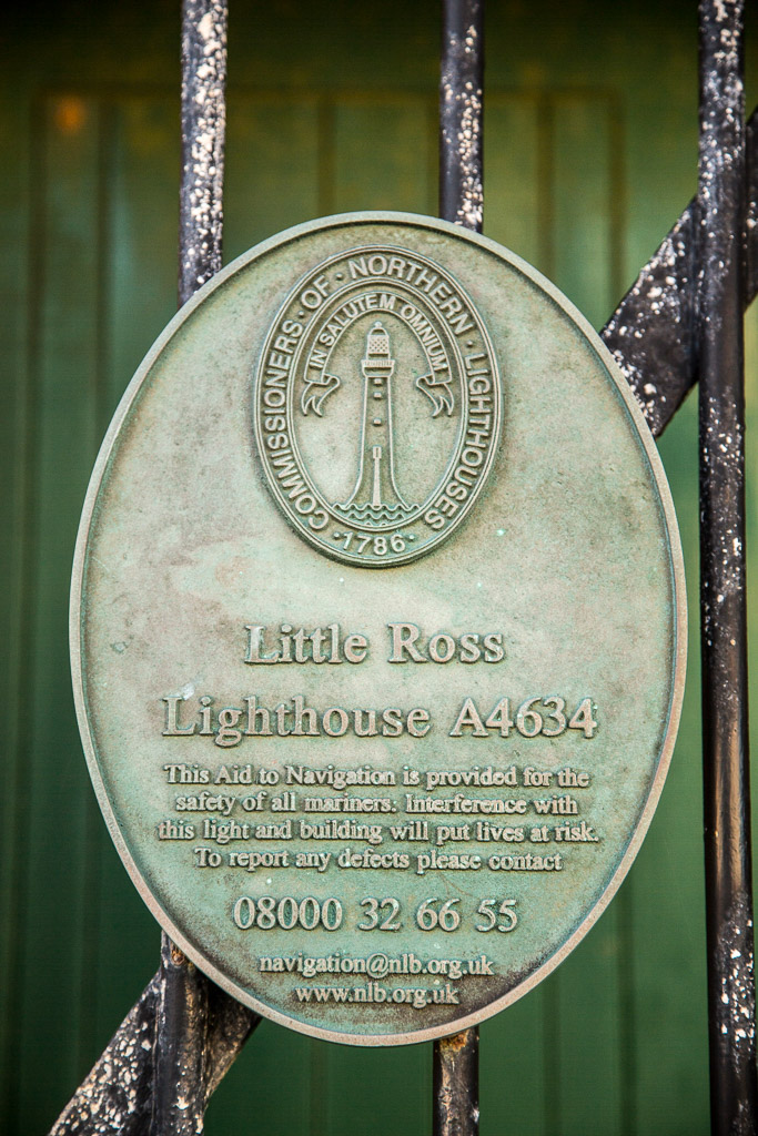 Sea kayaking with seakayakphoto.com: Little Ross lighthouse, a lens and ...