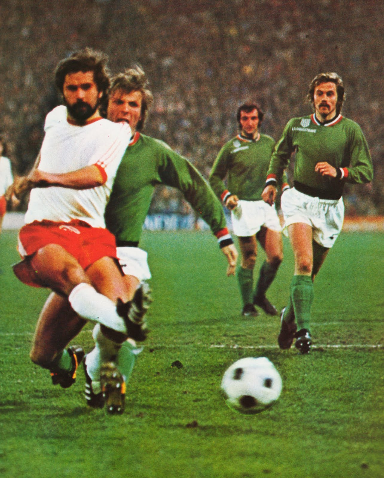 TWB22: European Cup 1974 1975 Bayern München As St Etienne Both Legs