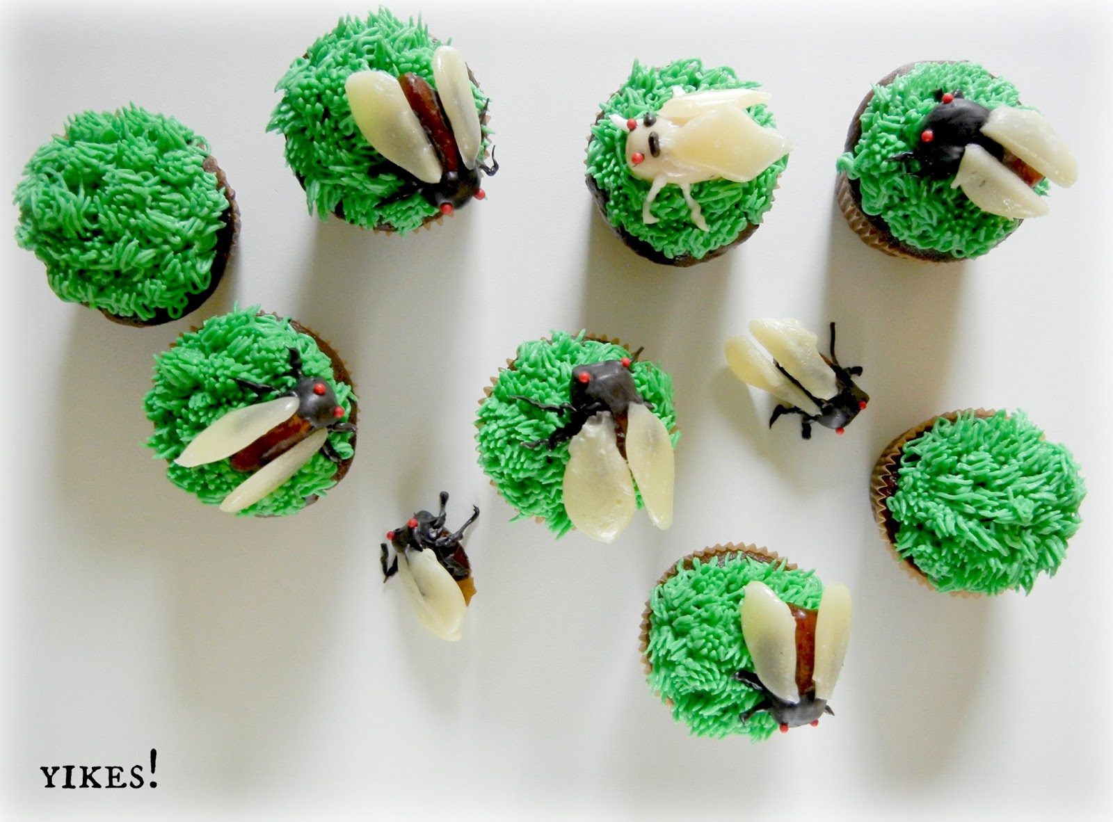 Sugar Swings! Serve Some: Cicada Bug Cupcakes