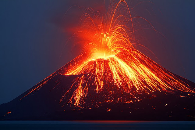 The eruption of Mount Krakatau The Very Powerful - berfose