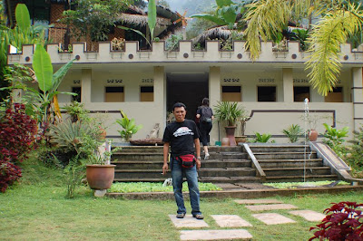 The True Colors: Water Rafting @ Adeline's Villa Gopeng