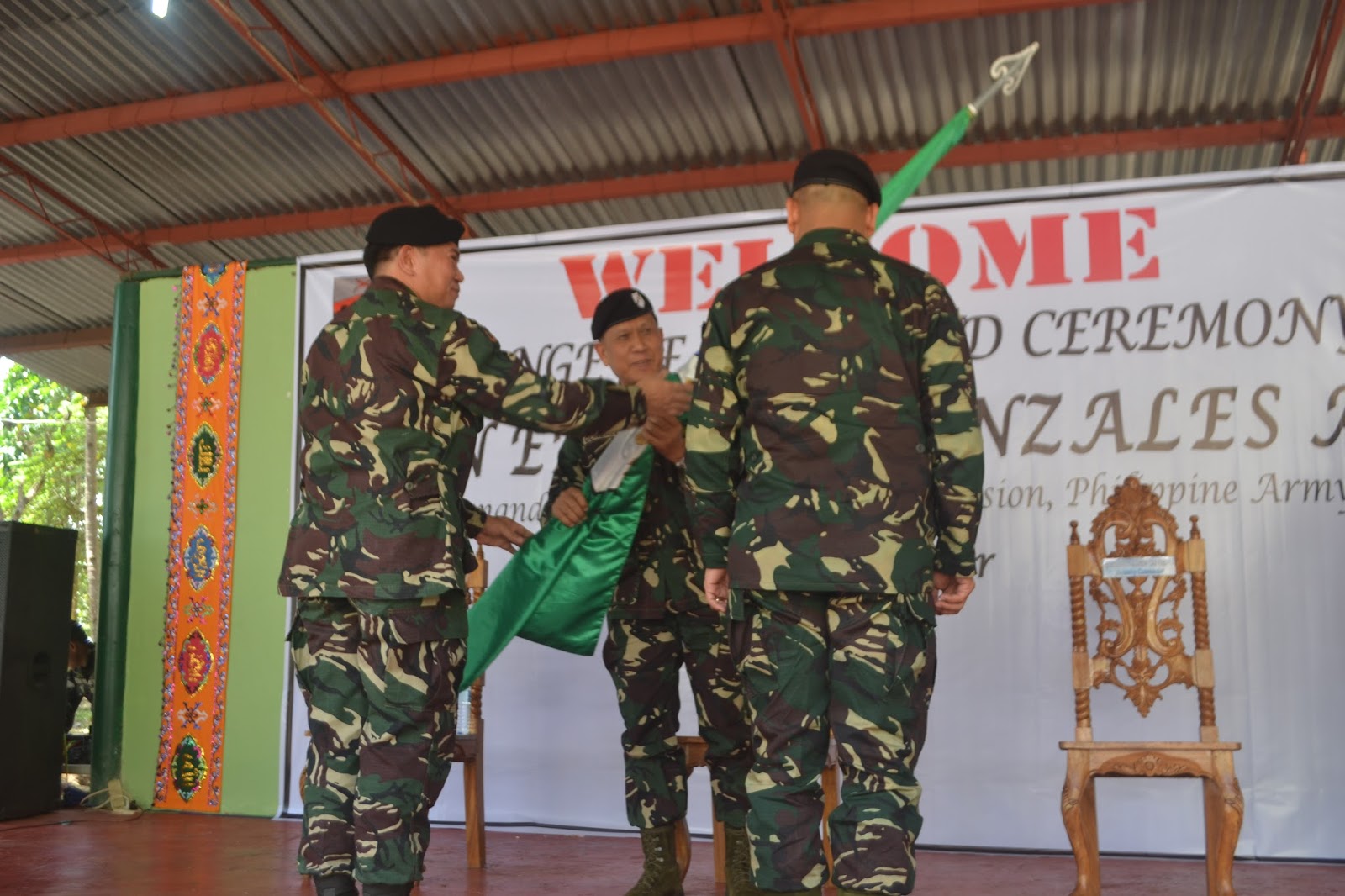 LANAO Blog NEWS: Army's 2nd Mech Bde hold change of command ceremony for new commander