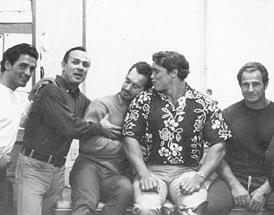 CULTURISMO FEMENINO: Joe Gold, fundador de Gold's Gym