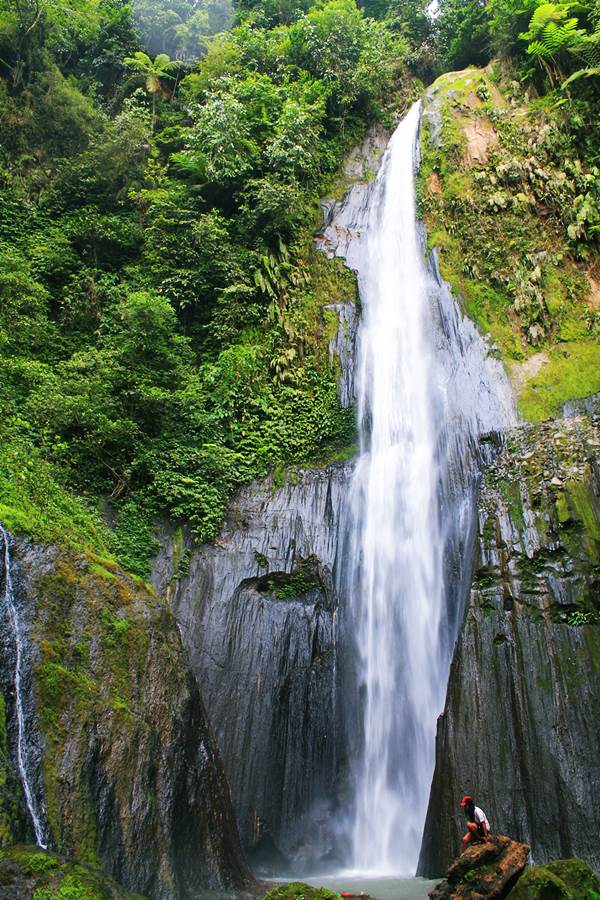Milky Way: Afternoon Getaway to an Unknown Waterfall