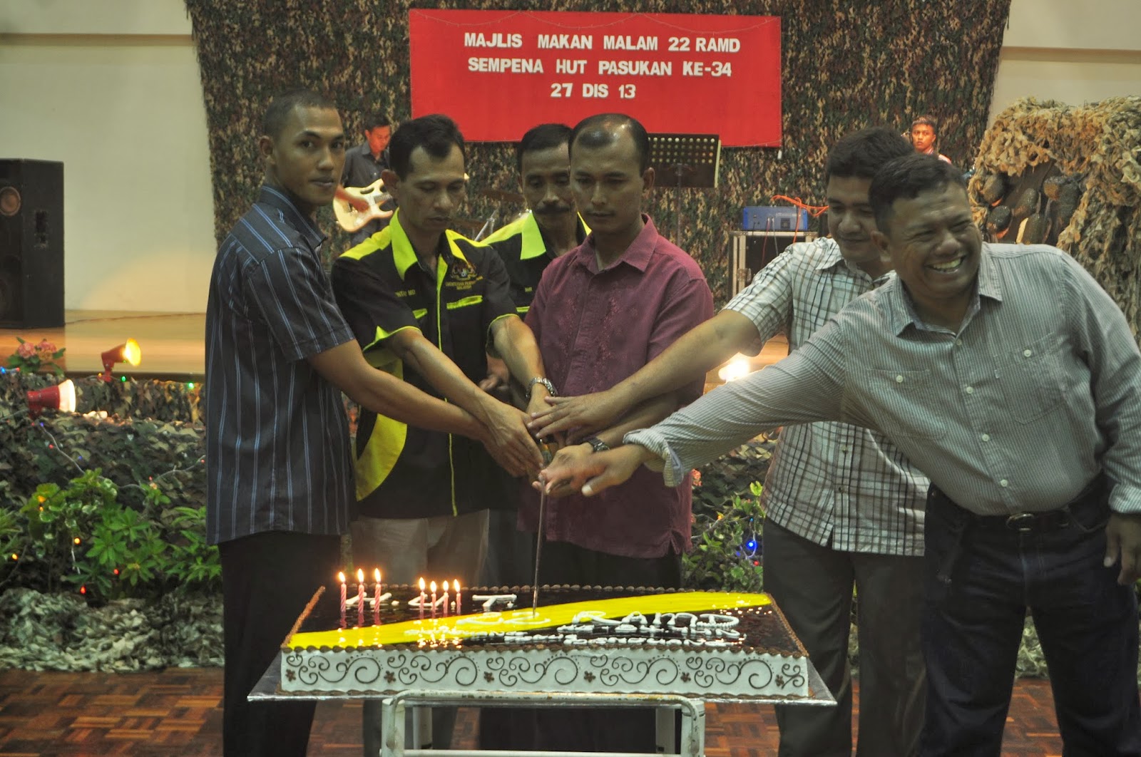 22 REJIMEN ASKAR MELAYU DIRAJA: Jamuan Makan Sempena HUT 22 RAMD