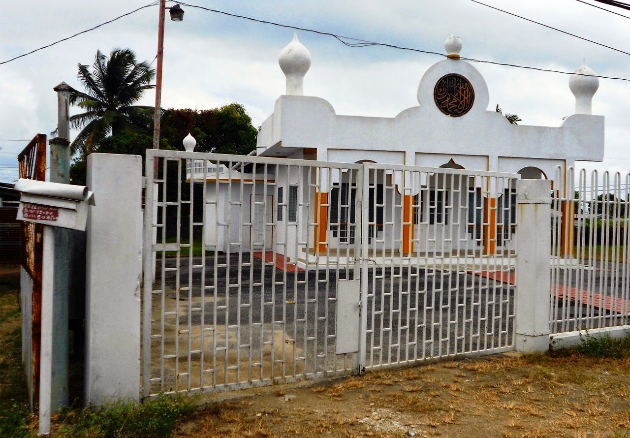AHMADIYYA MOSQUE: Baitul Aziz - Valencia, Trinidad and Tobago