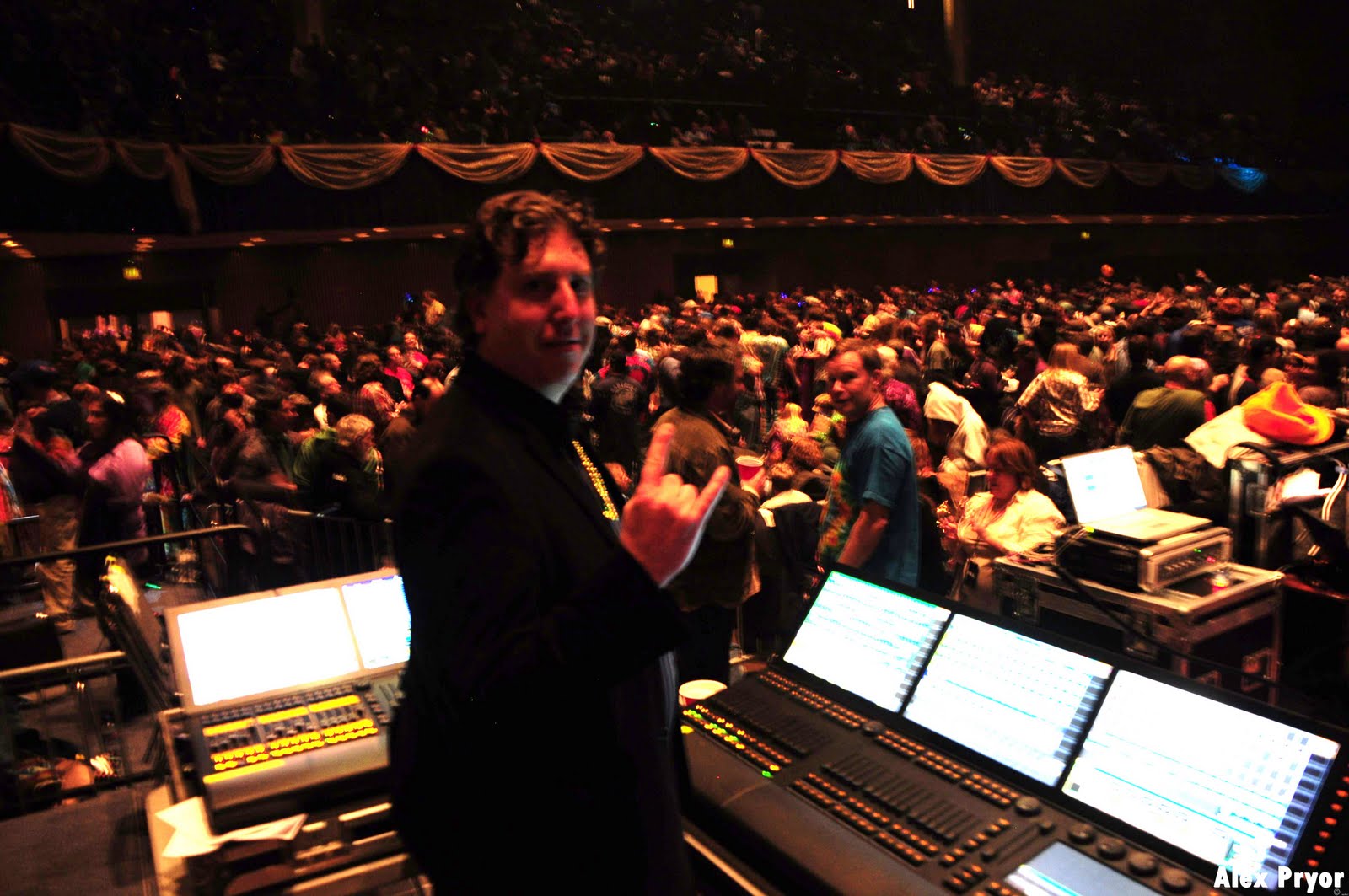 A Conversation w/ Preston Hoffman (Lighting Director-Furthur)