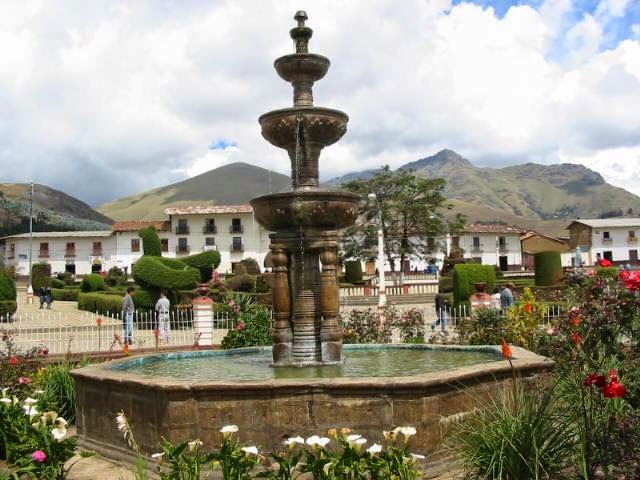 LUGARES TURISTICOS Y COSTUMBRES DE LA CIUDAD DE HUAMACHUCO
