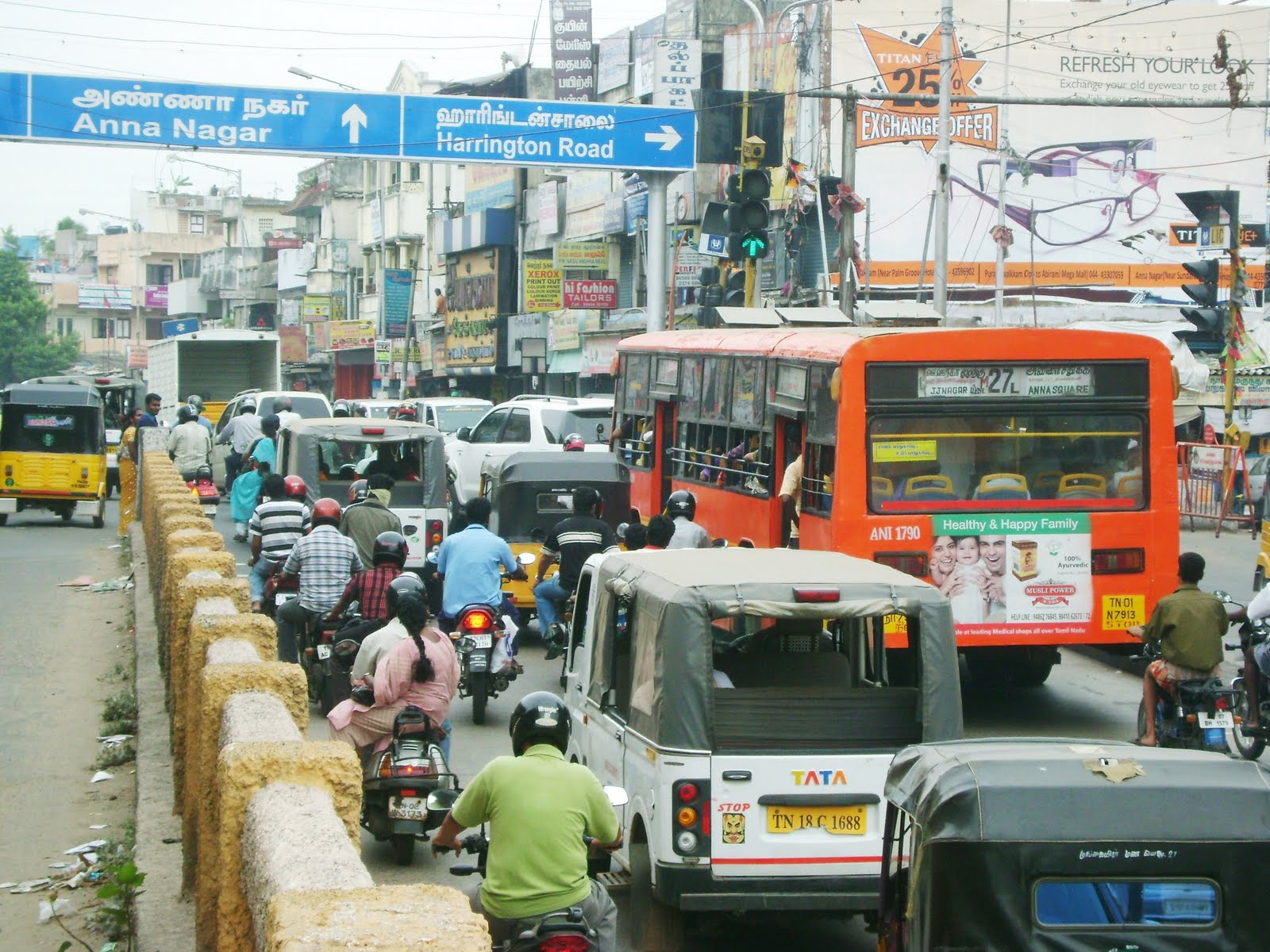 Anna Nagar Daily: Traffic Snarls At Choolaimedu Junction