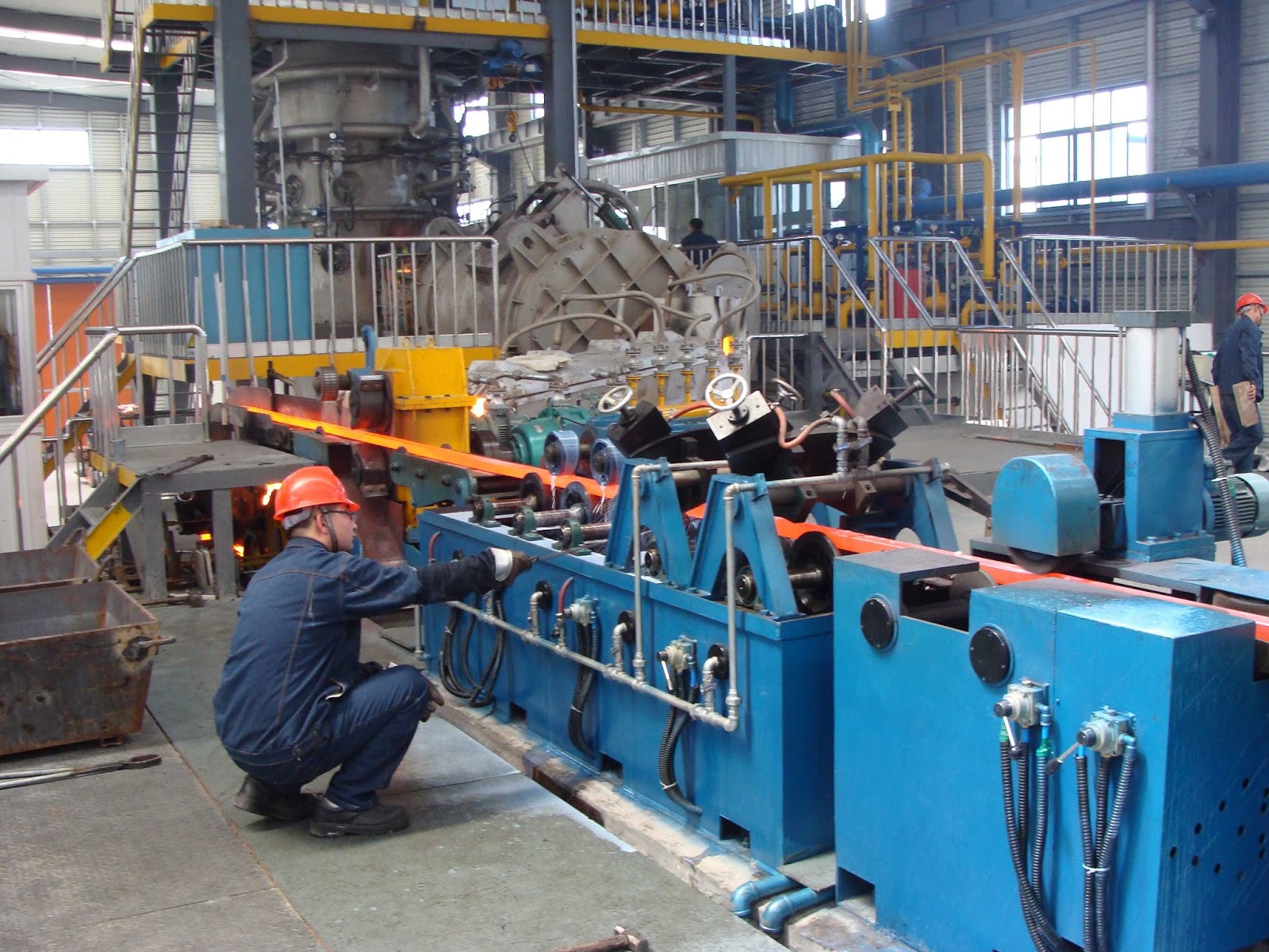 COPPER ROD CONTINUOUS CASTING AND ROLLING MACHINE