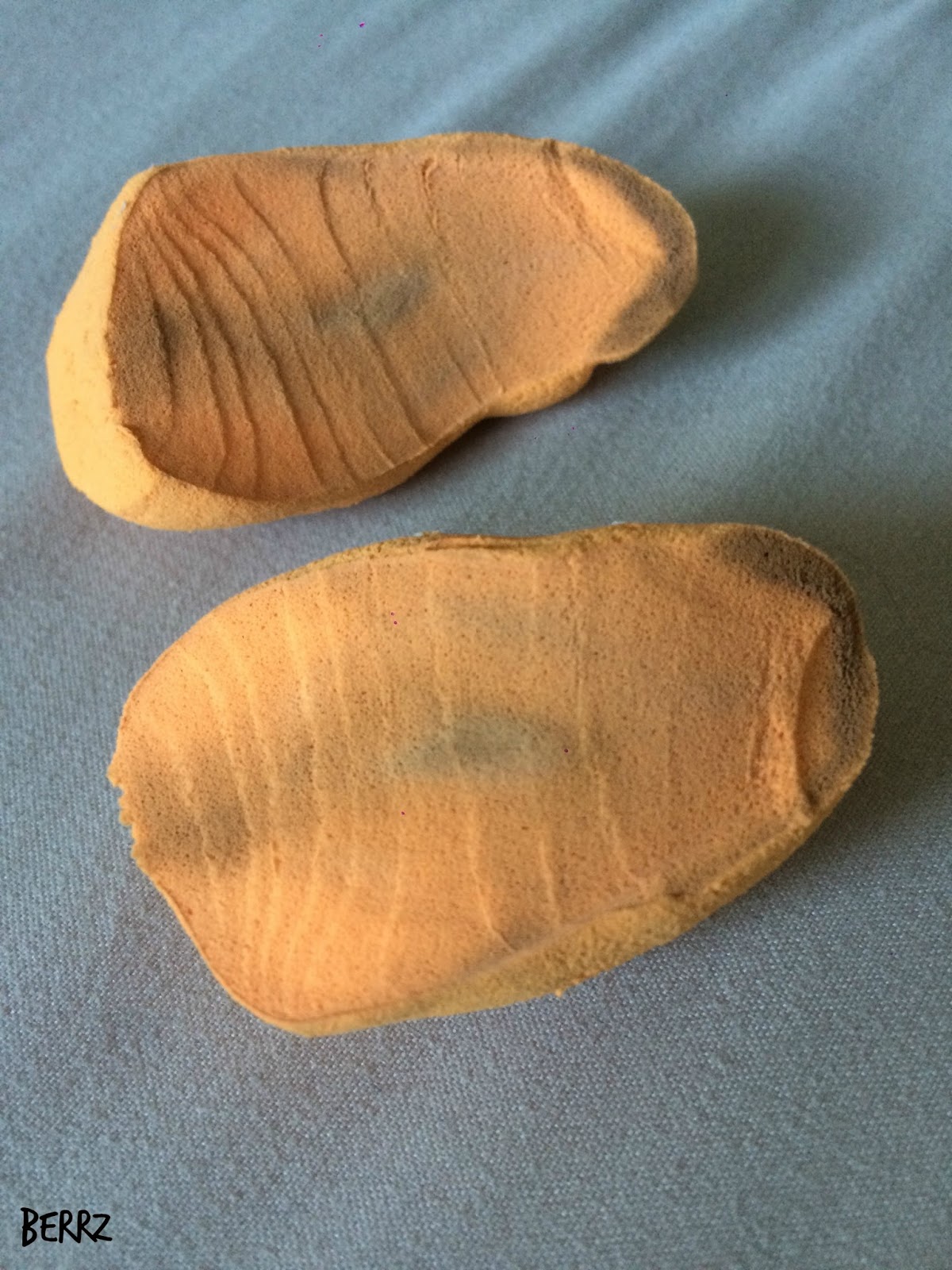 Beauty By Berrz: What's Inside Your Beauty Sponge?