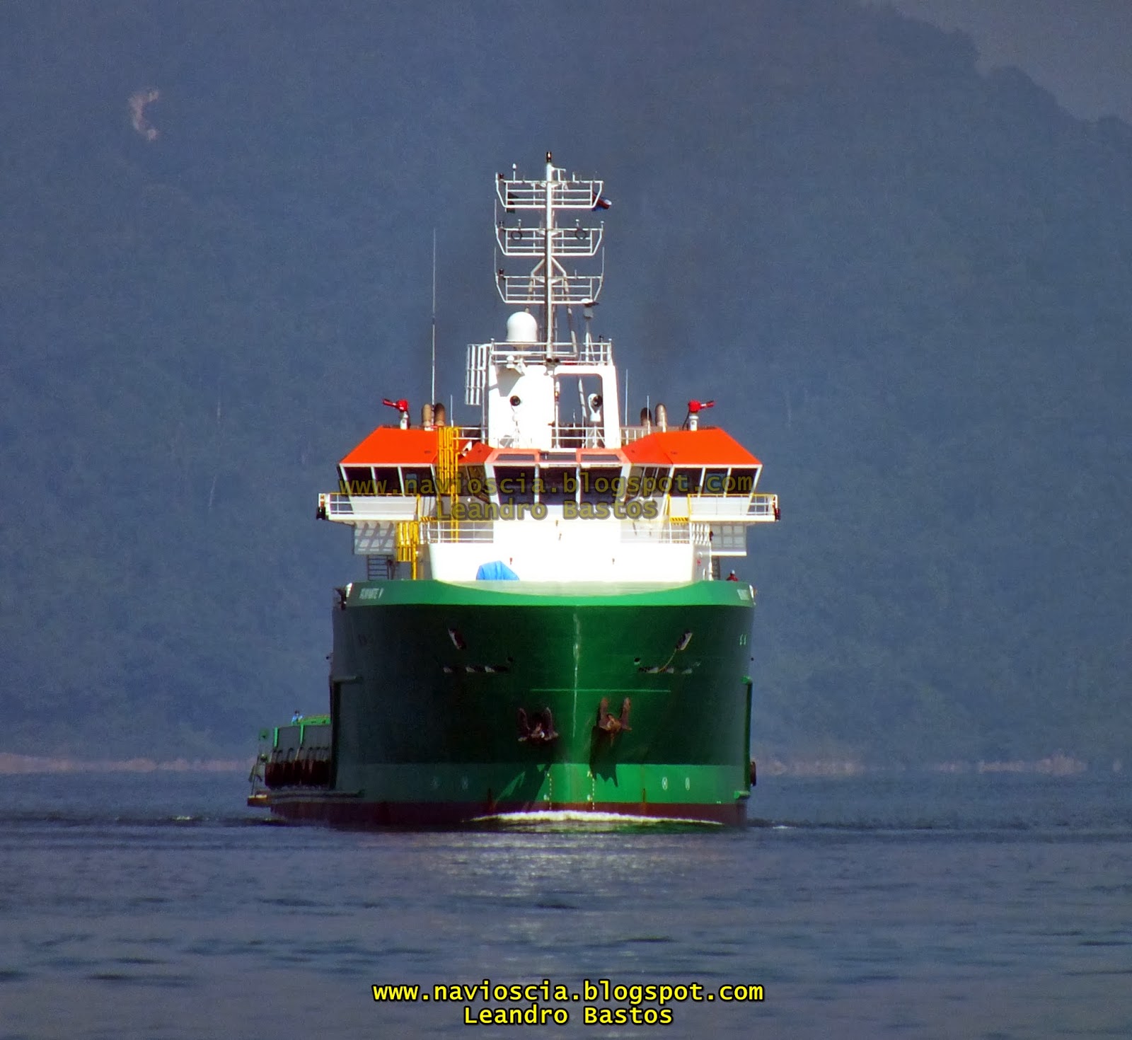 Navios de Santos & CIA: PSV BRAVANTE V