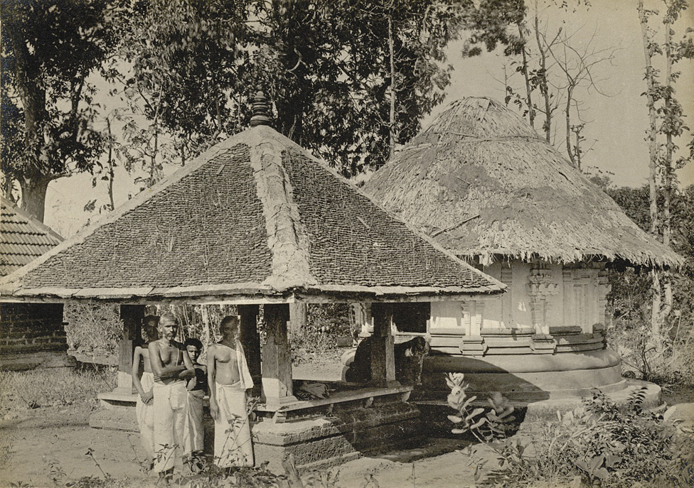 Jeevan's KALLI VALLI : Rare pictures of Malabar people Since 1890s