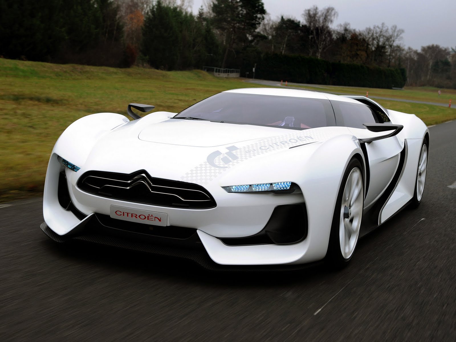 Citroen GT Concept Futuristic Sporty Designed for Gran Turismo 5 ...