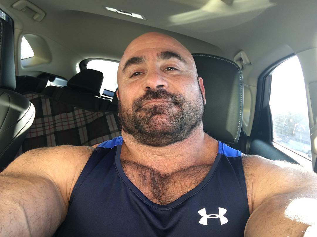 Muscle Lover: Greek-American IFBB Pro bodybuilder & musclebear Mike ...