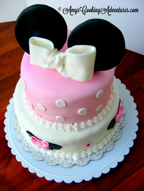 Minnie Mouse Cake