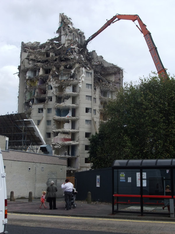 Photographs Of Newcastle: Derwent Tower (Dunston Rocket) Demolition Photos